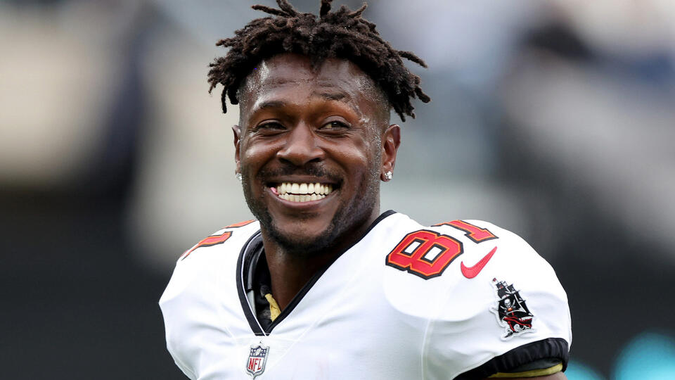 Antonio Brown's $4M Florida Mansion Hits the Market Amid Bankruptcy ...