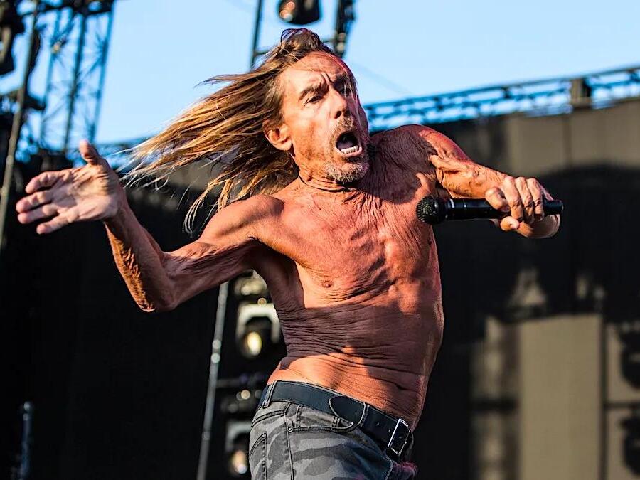 Iggy Pop Performs The Stooges’ “I Got a Right” and “1970” for the First ...