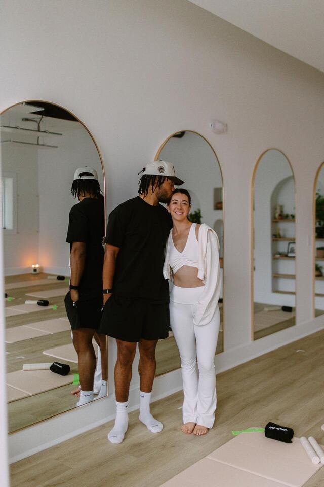 Knicks Star Jalen Brunson's Wife Ali Talks Mom Groups and WAGs ...