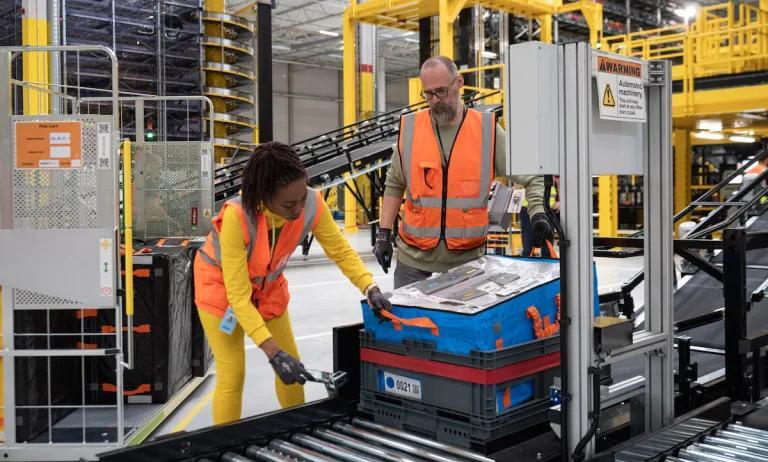 Amazon Boosts Pay and Health Benefits for US Fulfillment and ...