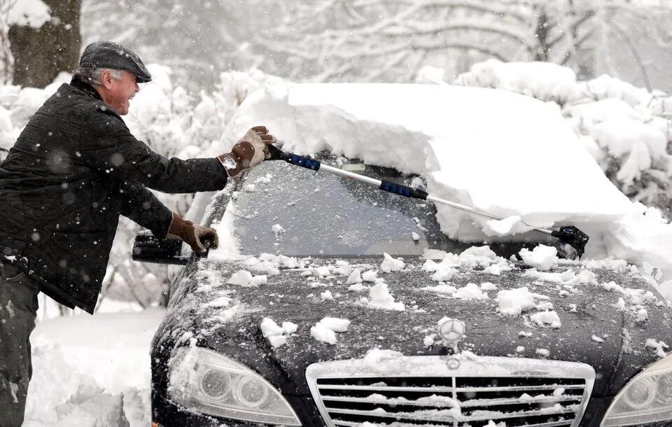 There is a citywide parking ban in Bangor Tuesday night - NewsBreak