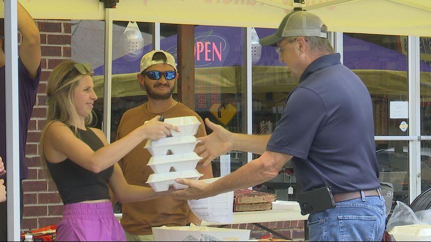 Community rallies to support Smitty's Supply employees after explosion ...