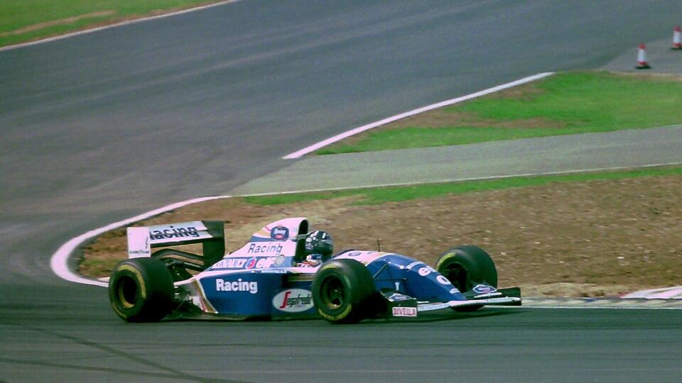 9 race cars that became legends after losing championships - NewsBreak