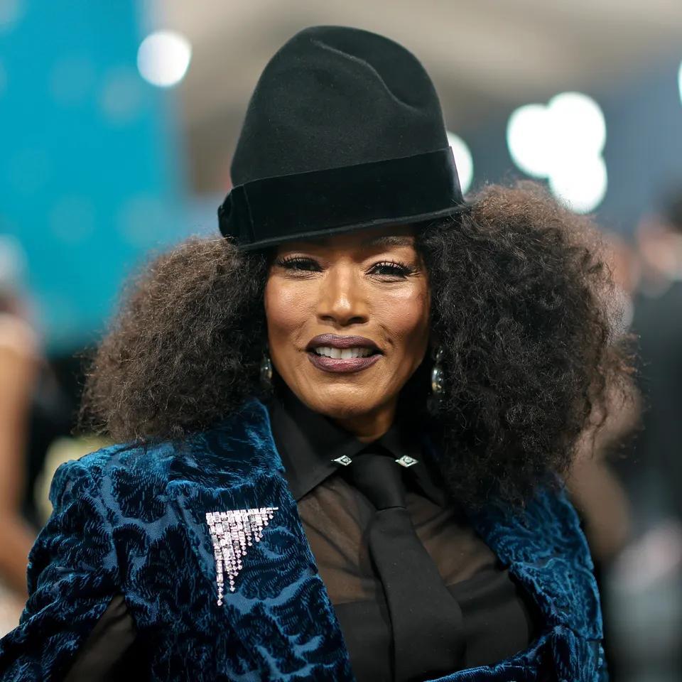 Angela Bassett Met Gala 2025: The Star’s Debut Was Worth the Wait - NewsBreak
