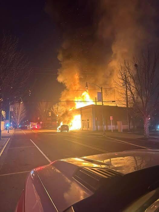 Firefighters tackle commercial building fire in Grandview - NewsBreak
