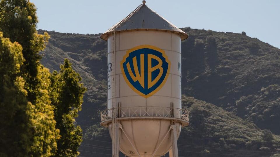 Paramount accuses Warner Bros. board of deception in Netflix merger ...