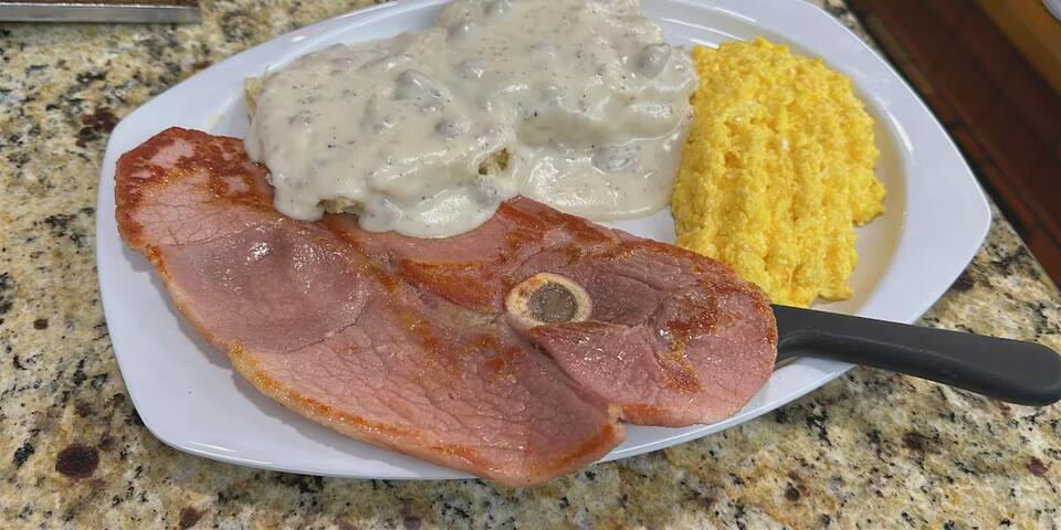 Hometown Eats: Ruben’s Restaurant - NewsBreak