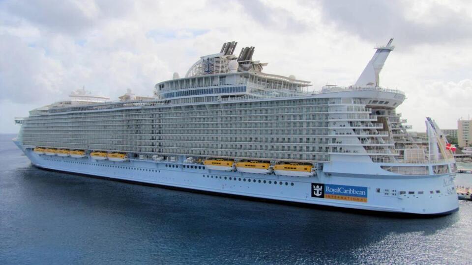 Propulsion Issue Prompts Mid-Sailing Change for Royal Caribbean’s ...