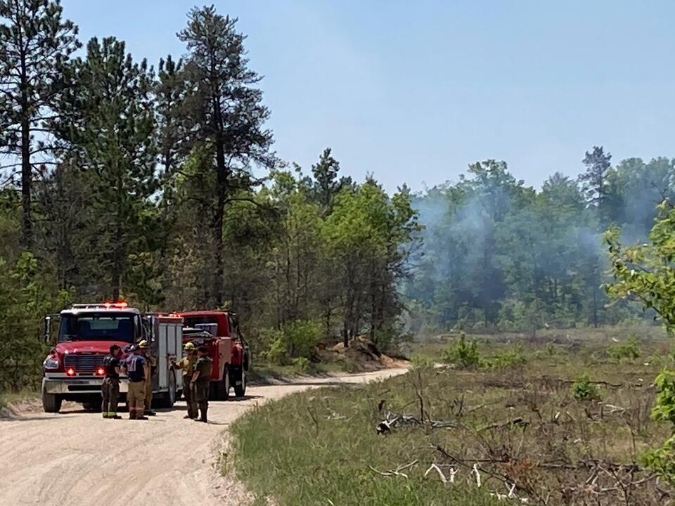 Wisconsin firefighters arrive to help with Grayling fire, now estimated ...