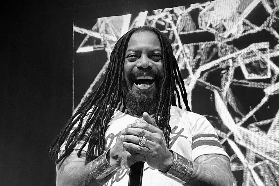 Lajon Witherspoon Says Sevendust Are Starting to Talk About Their Next ...