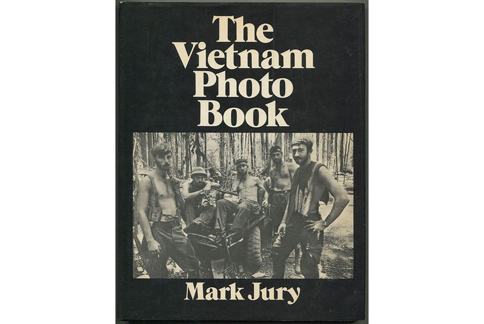 Mark Jury, whose photography captured war and death, dies at 80 - NewsBreak