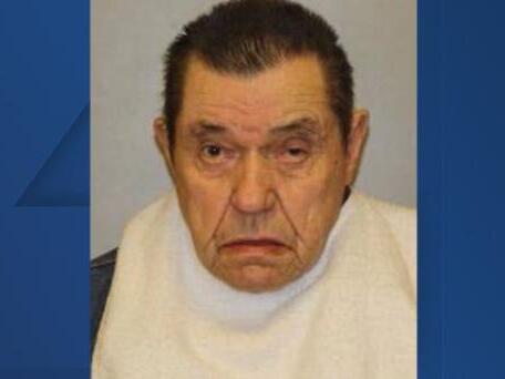 Andrew Lester's attorney asks for mental evaluation before case moves ...