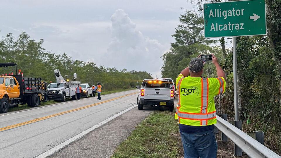 Immigrant detainee at 'Alligator Alcatraz' agrees to leave US, asks ...