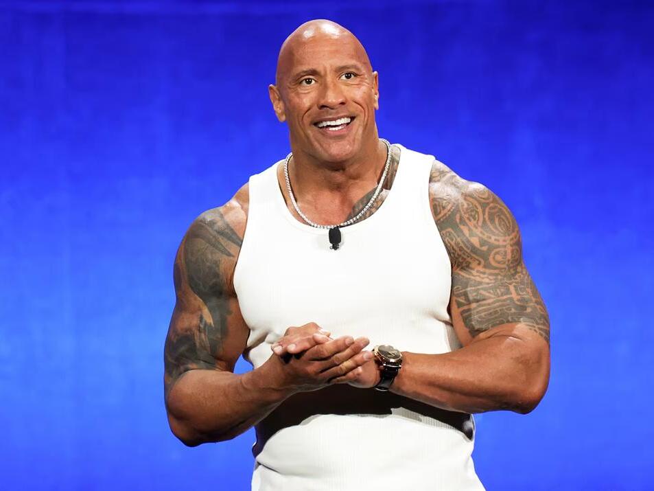 Dwayne Johnson looks unrecognizable as he transforms into MMA icon in ...