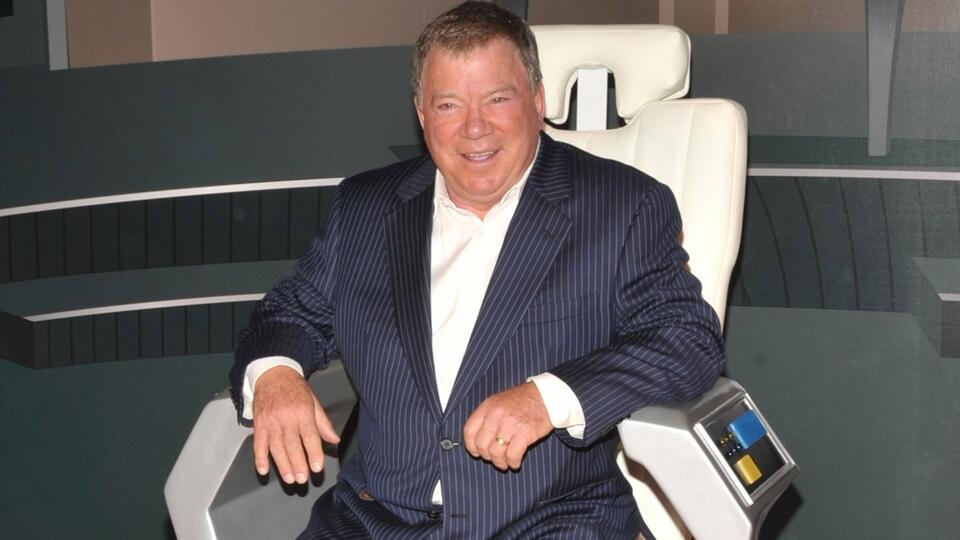 William Shatner on Plea for Him To Take Control of Star Trek Franchise ...