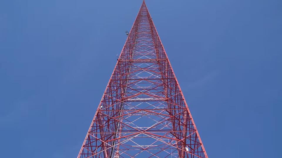 WATCH: History rekindled as iconic KCTV5 Tower shines again over Kansas ...