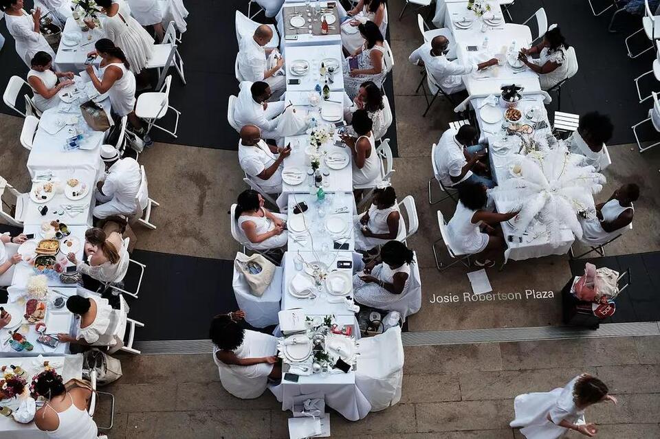 Dîner en Blanc 2025: The Date, Dress Code, and Secret Details for ...