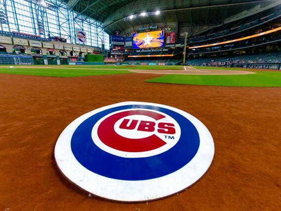 Cubs run into record books during blowout win Monday night