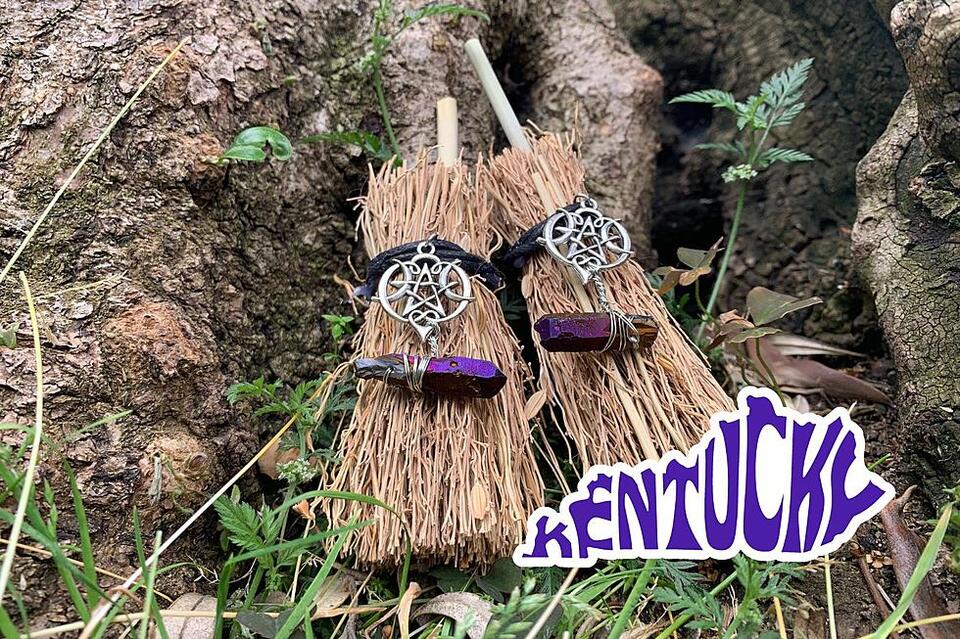 Kentucky Lore: Visit the Witches’ Tree in Louisville - NewsBreak