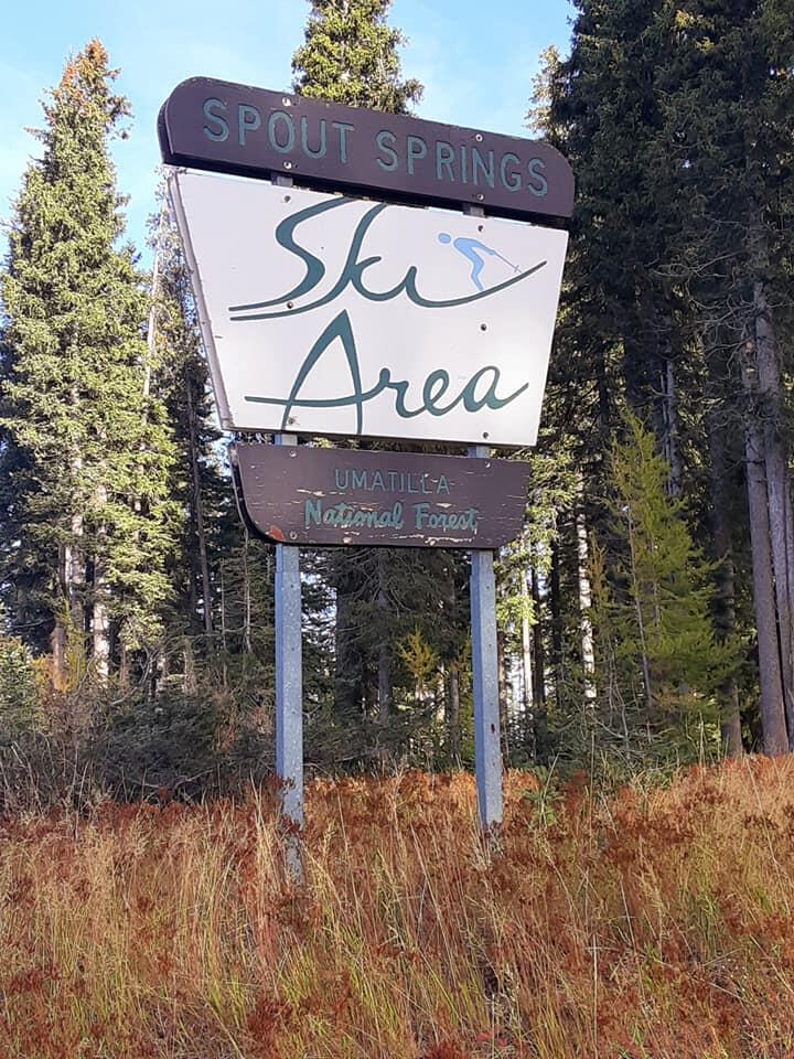 This Abandoned Oregon Ski Area Could Reopen After Nearly A Decade ...