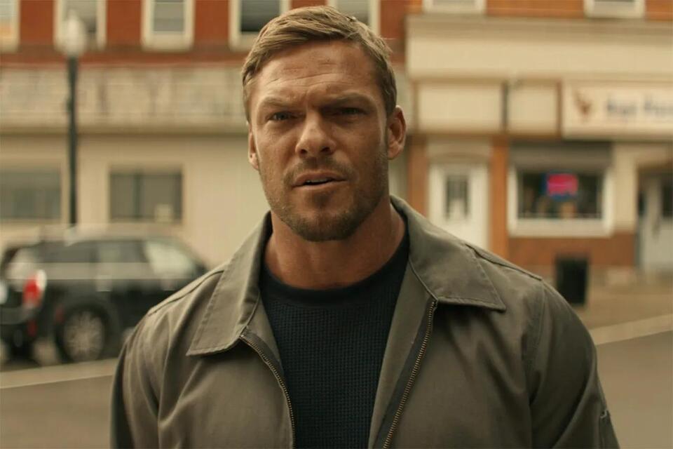 ‘Reacher’ Season 2 Episode 1 Recap: “ATM” - NewsBreak