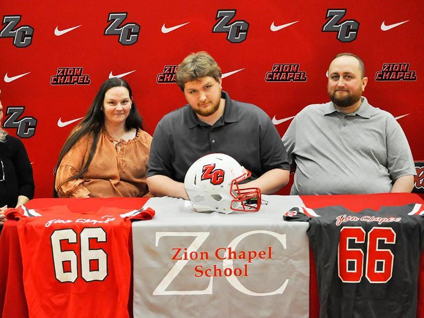 Zion Chapel senior Malachi McNeil signs with NDSCS