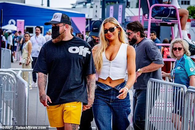 Jake Paul and stunning girlfriend Jutta Leerdam hold hands as they ...
