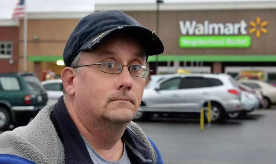 Popular Items People Assume Are Cheaper At Walmart, But Aren't - NewsBreak