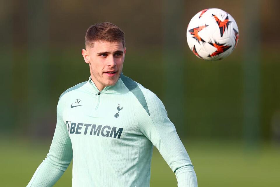 Tottenham dealt major blow as Ange Postecoglou confirms Micky van de ...