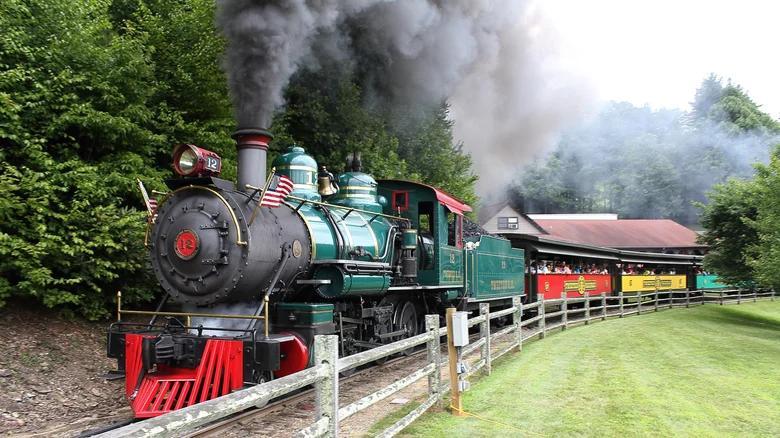 North Carolina's Slice Of Wild West Spirit Is A Thrilling Railroad With ...