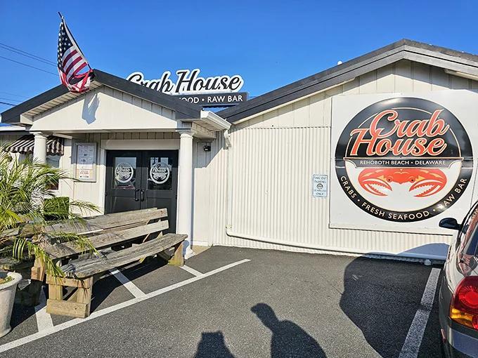 The Best Snow Crab Legs In Delaware Are Hiding Inside This No-Fuss ...