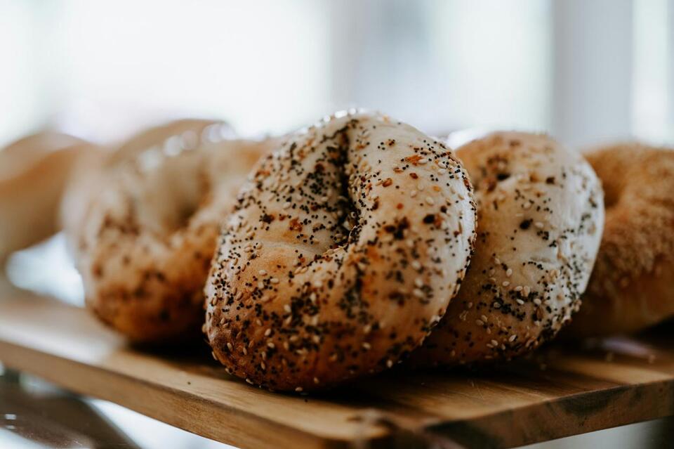 Popular Local NJ Bagel Shop Is Getting Ready To Expand - NewsBreak