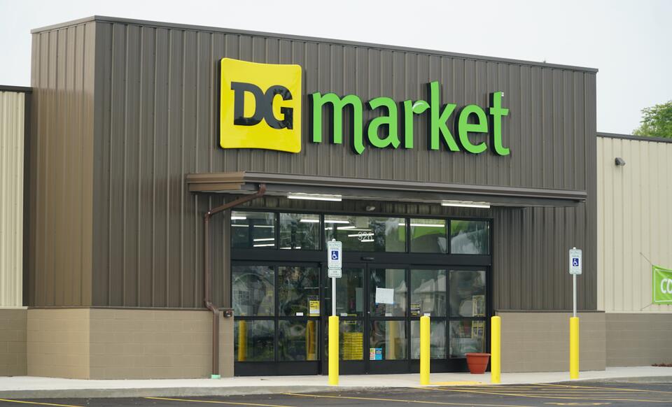 PHOTOS — Kwik Trip, Dollar General open new locations on same day - NewsBreak