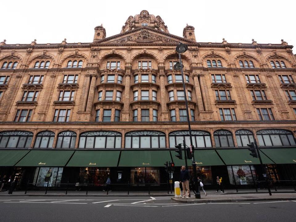 Mohamed Al Fayed ‘manipulated’ Harrods managers to hide alleged sexual abuse