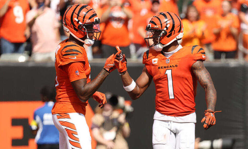 Bengals vs. Broncos Predictions, Picks & Odds: Monday Night Football, 9 ...