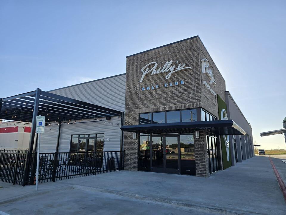 This New Midland Sports Bar Is a Hole-In-One Experience - NewsBreak