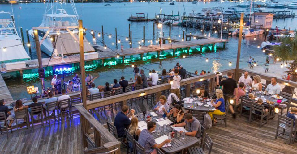 15 Delaware Seafood Shacks Locals Tried To Keep Quiet About - NewsBreak
