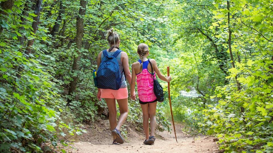 Live an Adventure: The Ultimate Guide to Active Family Vacations ...