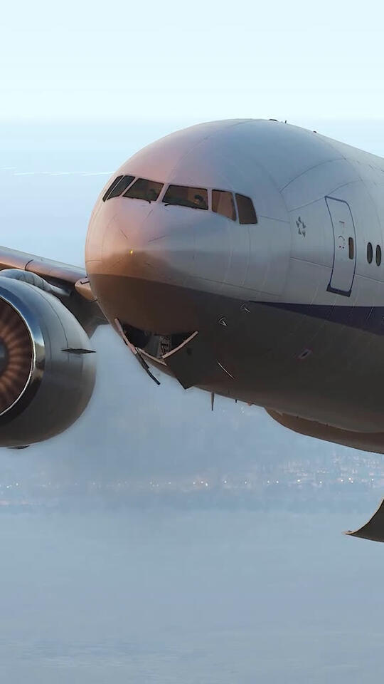 ANA Boeing 777 aviation Boeing777 84366 #american - NewsBreak