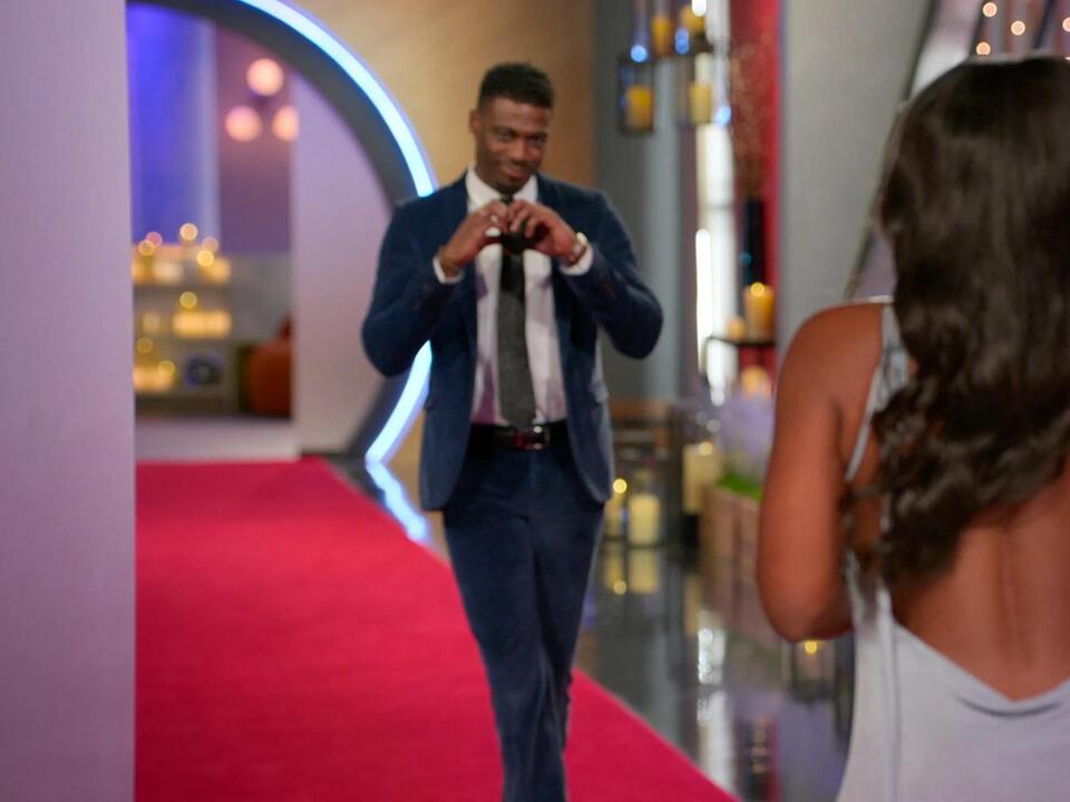 ‘Love Is Blind’ Exclusive: Clay Gravesande Opens Up About ‘Electric Chemistry’ With AD, Sharing ...