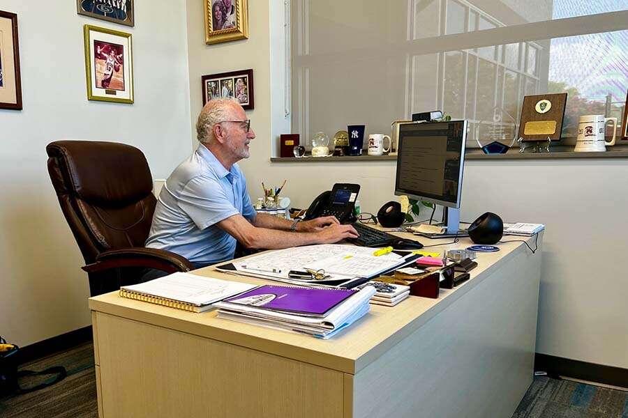 Dean Tim Sweeney helps forge a culture and cohesion at COA’s Dare ...