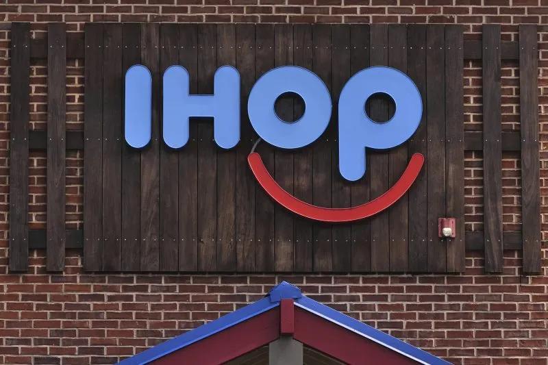 IHOP latest to launch value menu: What you can get for $6 - NewsBreak