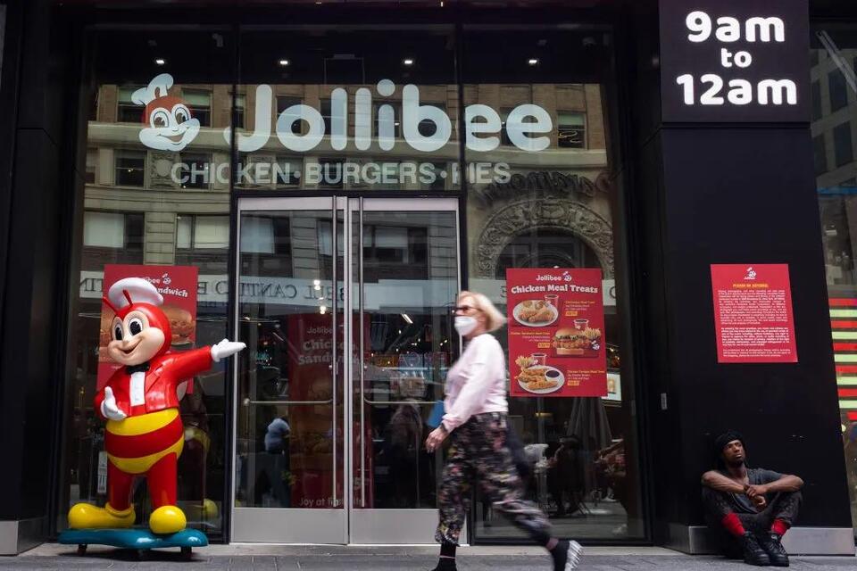 Filipino Fried Chicken Giant Jollibee Has Ambitious Growth Plans for ...