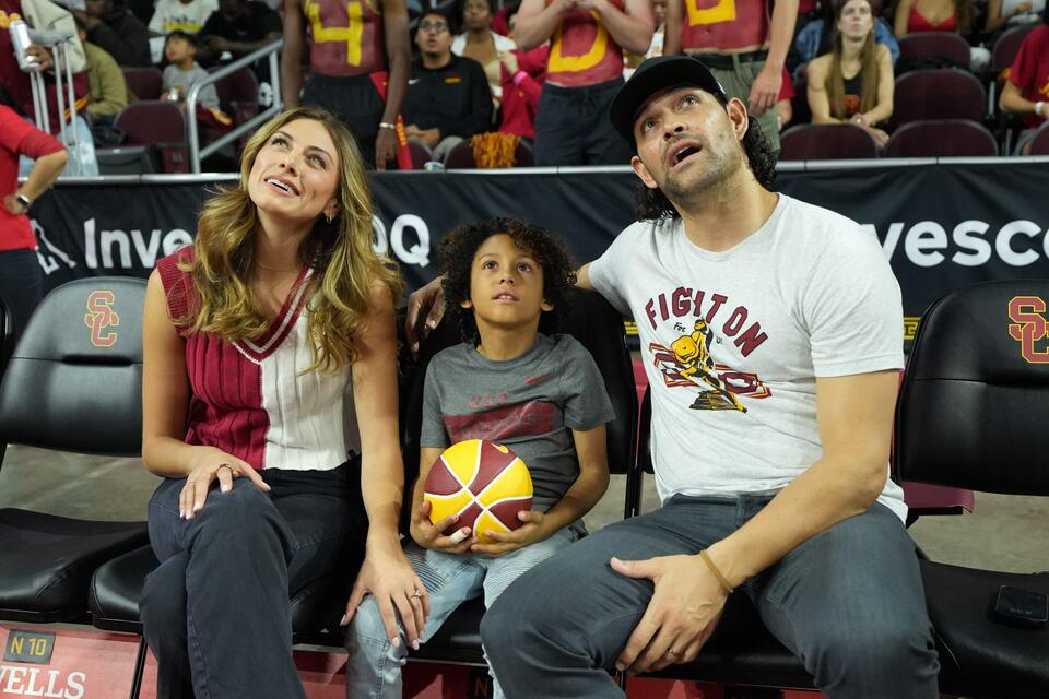 Who is Mark Sanchez Wife? All You Need to Know About the Former NFL QB ...