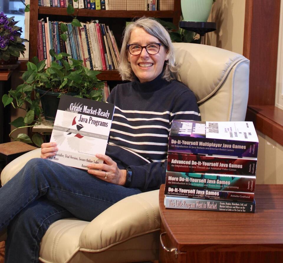 Self-published Kenyon author releases 6th book on programming - NewsBreak