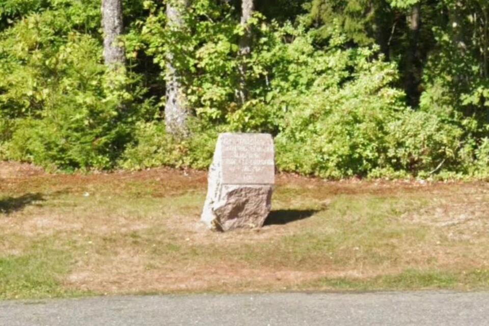 What Makes Perry, Maine's 45th Parallel Marker So Special? - NewsBreak