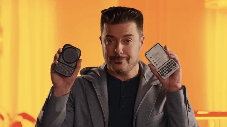 Clicks unveils ‘Communicator’ Android phone with a physical keyboard ...