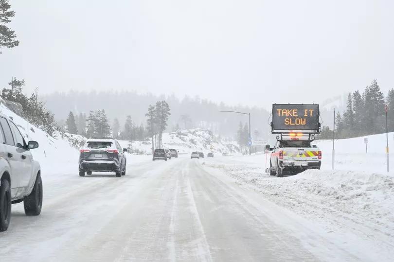 'Potential disaster' winter snow storm sees people ordered to stay home ...