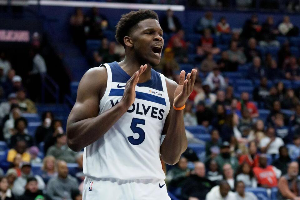 Anthony Edwards Takes Playful Jab at Shai Gilgeous-Alexander After ...