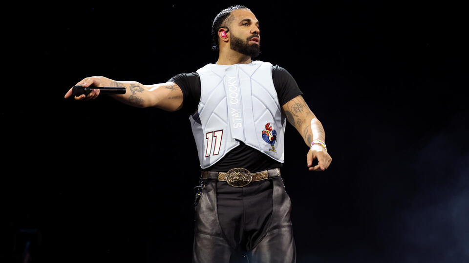 Drake Takes Aim at 'Double Agents,' Label in New 'Iceman' Snippet ...